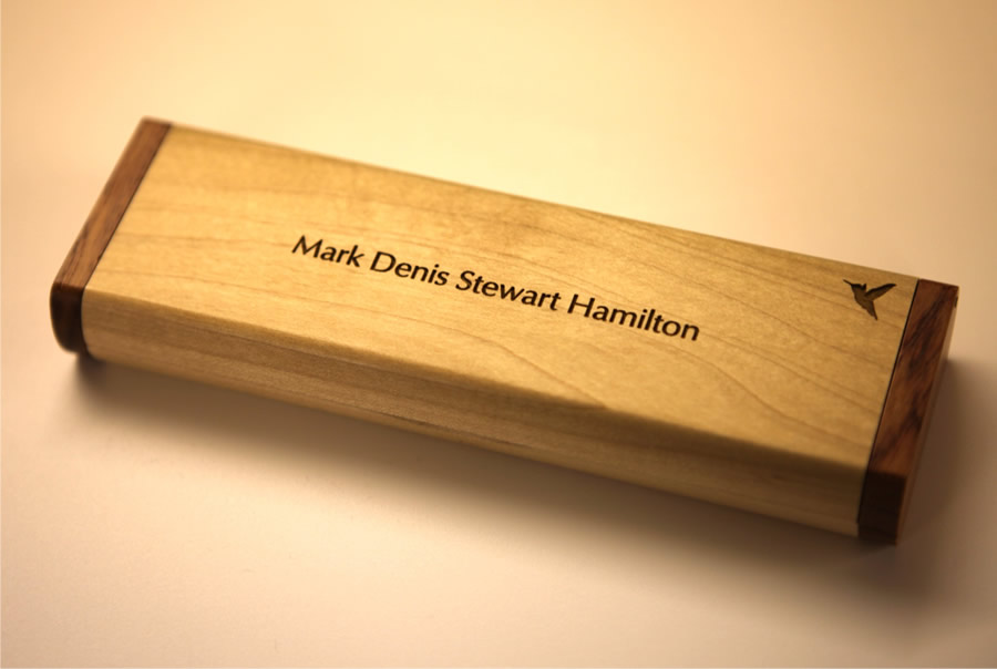Engraving Service for Personalised Gifts, Trophies and Keepsakes